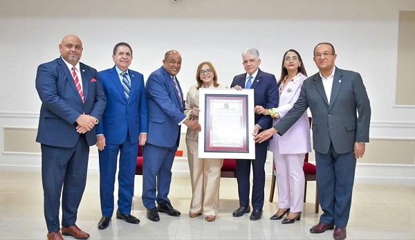 Senado de la República reconoce a la doctora Daisy Acosta por sus ...