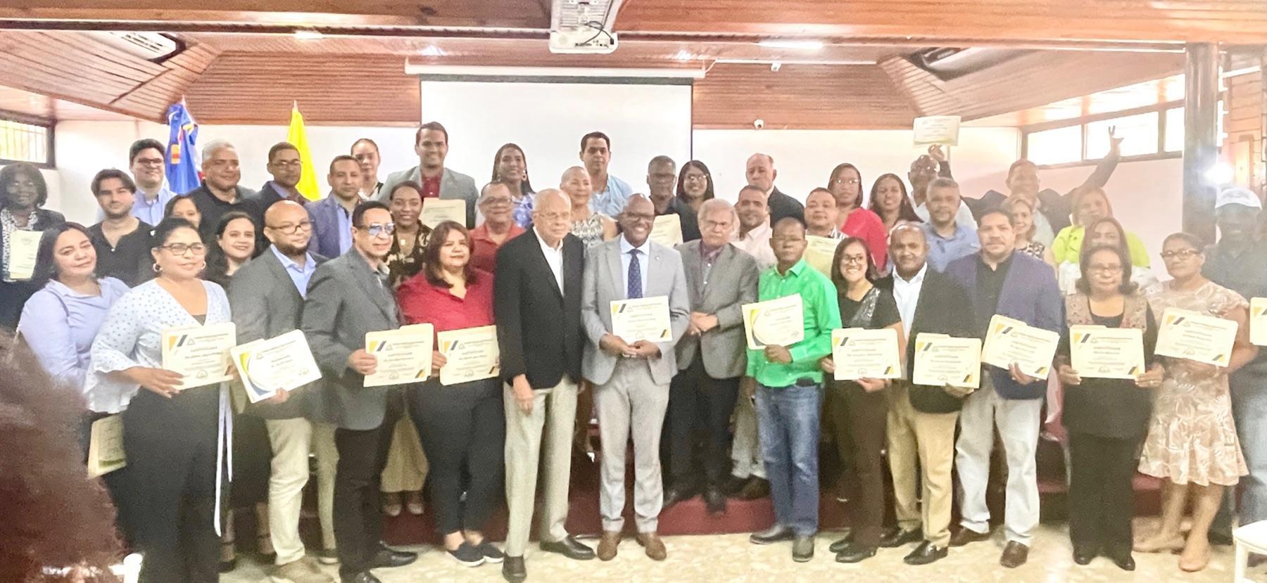 Consejo Nacional del CMD proclama nuevas autoridades para el período ...